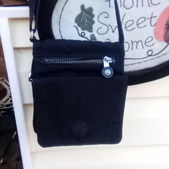 Kipling | Bags | Kipling Live Lite Crossbody Shoulder Bag | Poshmark